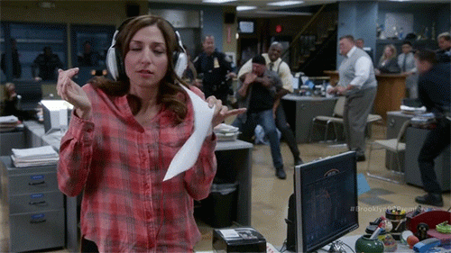 Gina Linetti gif | PigmeLaf.